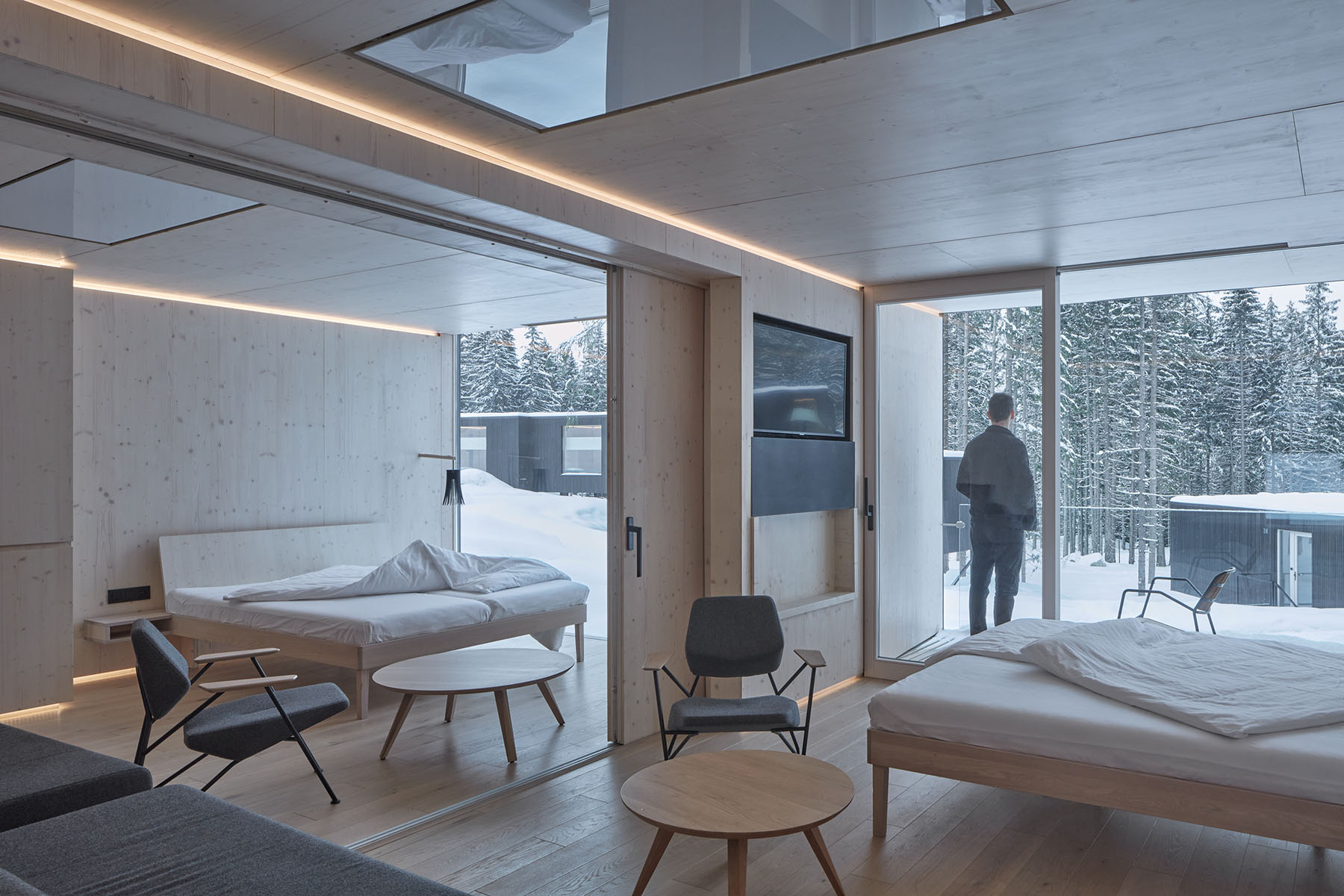 Ark Shelter | Studio