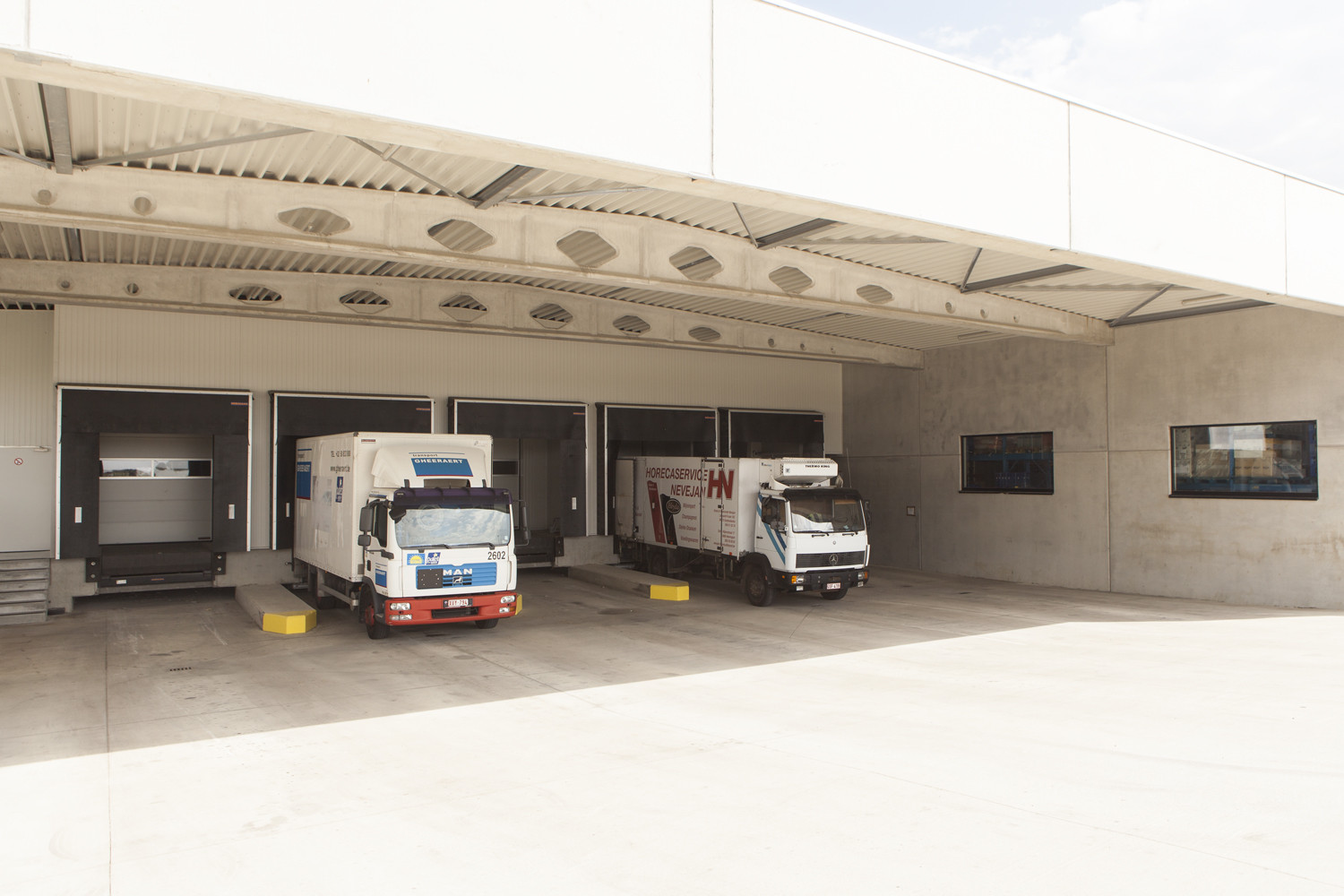 Nevejan Horeca Services | Bâtiments industriels
