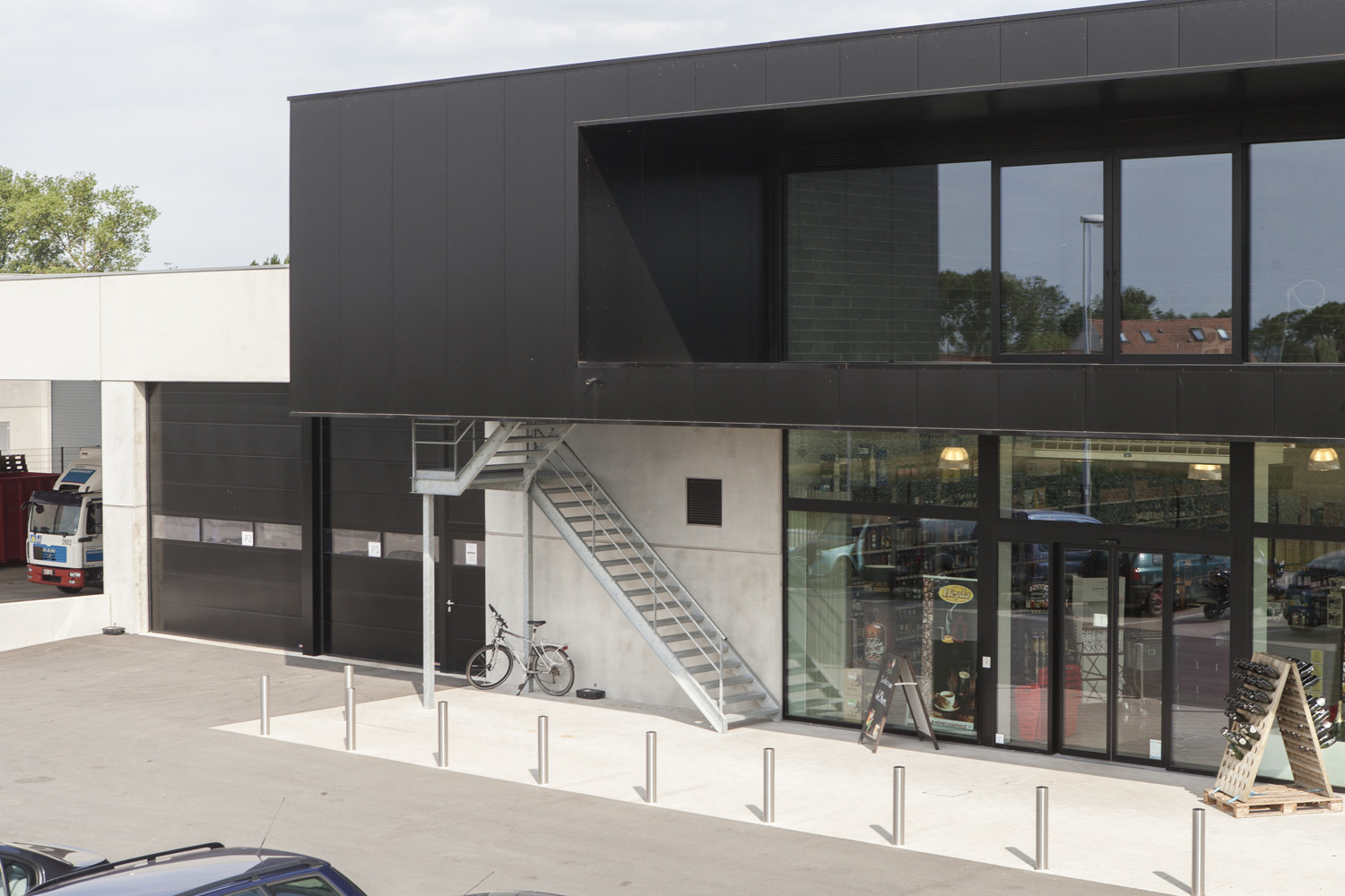 Nevejan Horeca Services | Bâtiments industriels