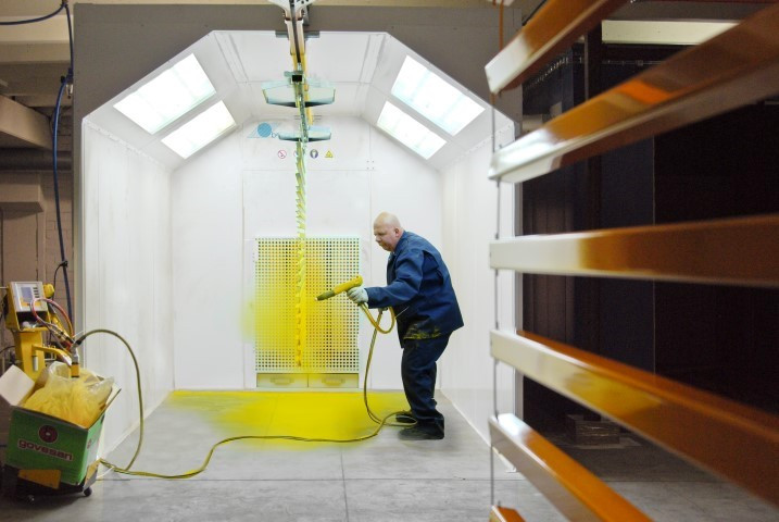 Poederlakinstallaties - manueel - Belmeko