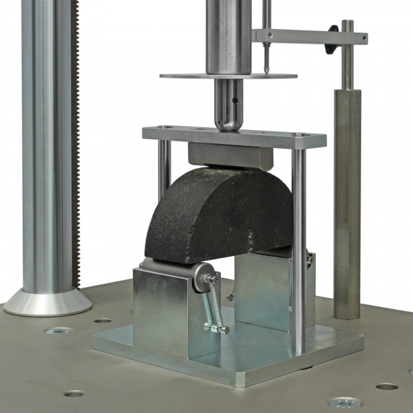 HiLAB | Semi-Circular Bend (SCB Test) for UTM,...