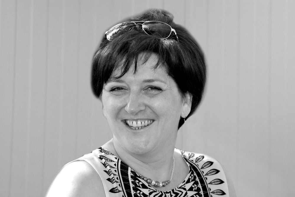 Met veel verdriet melden wij het overlijden van Nancy Stragier - Holstra