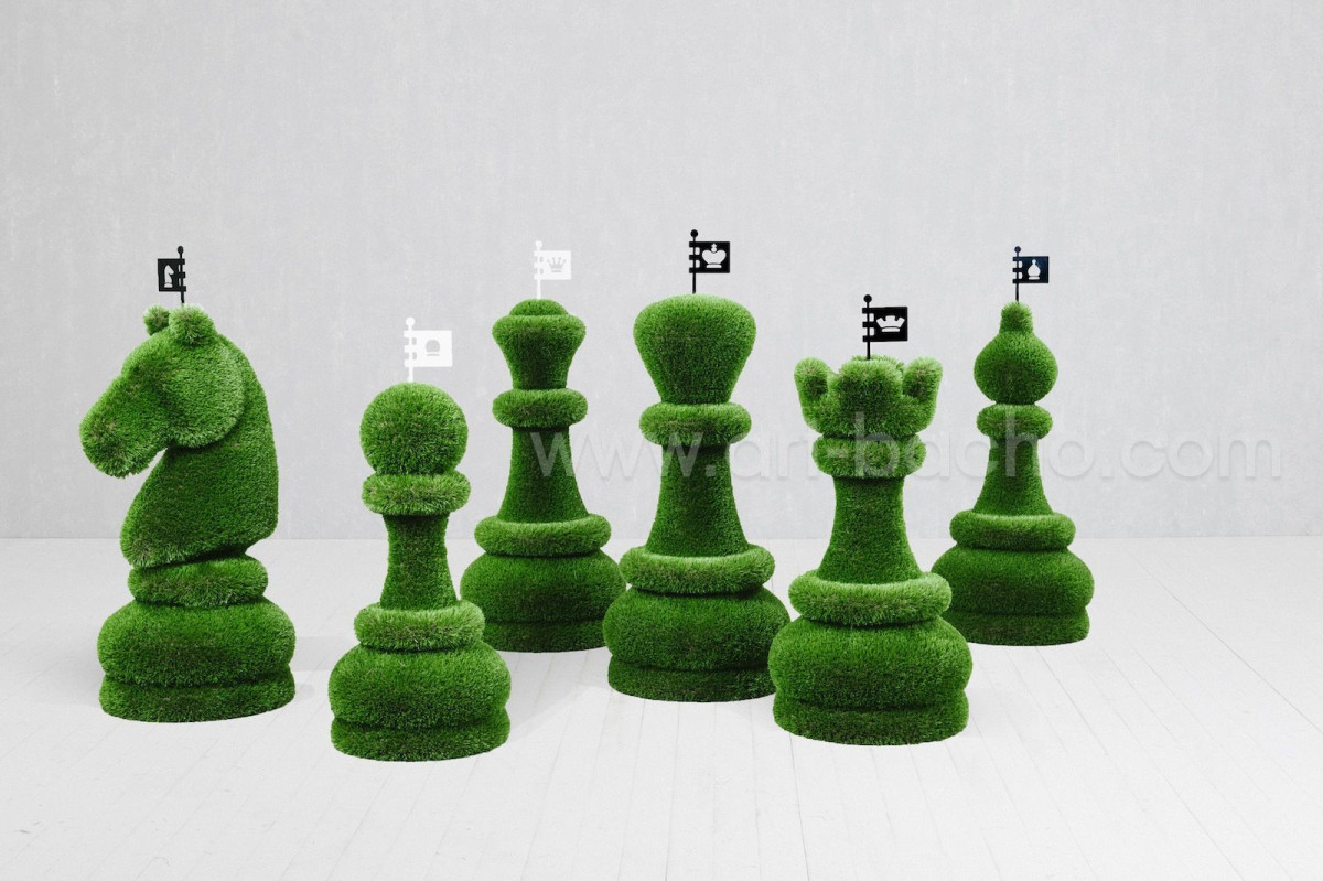 Artificial grass Chess pieces garden sculptures online @ LIVING-shop.eu ...